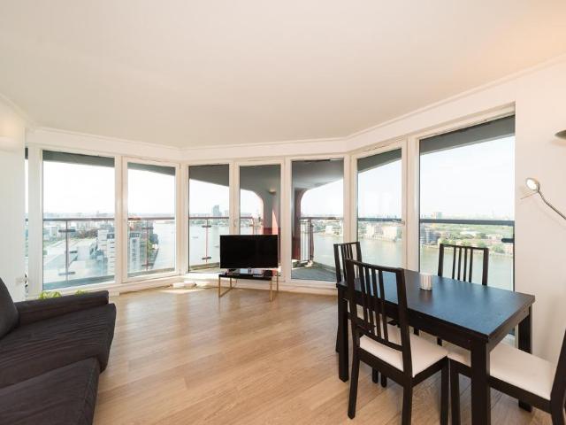 Seacon tower, 5 Hutchings Street. 2 bed apartment to rent £2,817 pcm £650 pw
