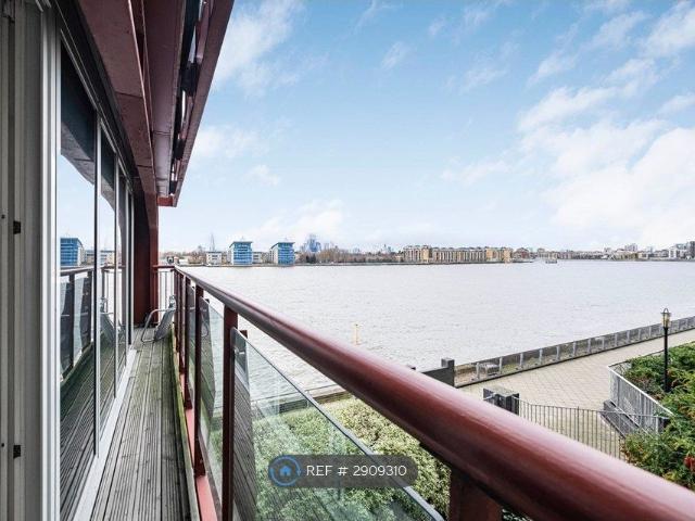 Seacon Tower, London E14, 2 bed flat to rent, £2,500 pcm | PrimeLocation