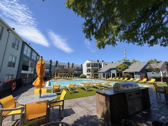 Seacrest Apartments 2 Bedroom Apartment for Rent at 2804 Belt Line Rd, Garland, TX 75044