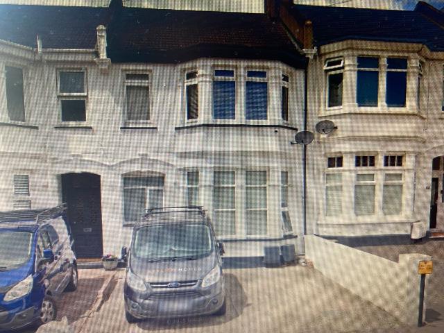 Seaforth Road, Westcliff On Sea SS0, 1 bed flat to rent, £850 pcm | PrimeLocation