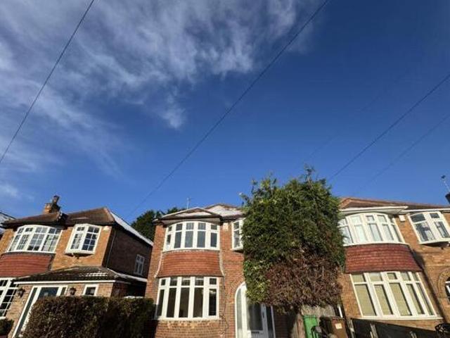 Seaford Avenue, Wollaton, 3 Bedroom House