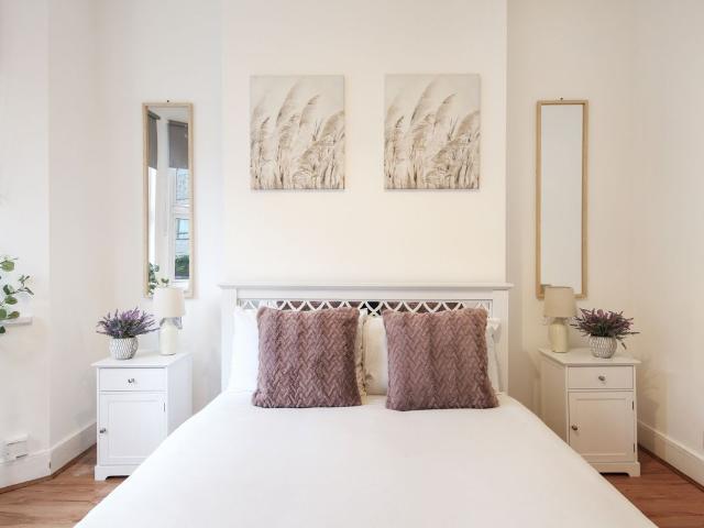 Seaford Road, London W13, Room to rent, £1,200 pcm | PrimeLocation