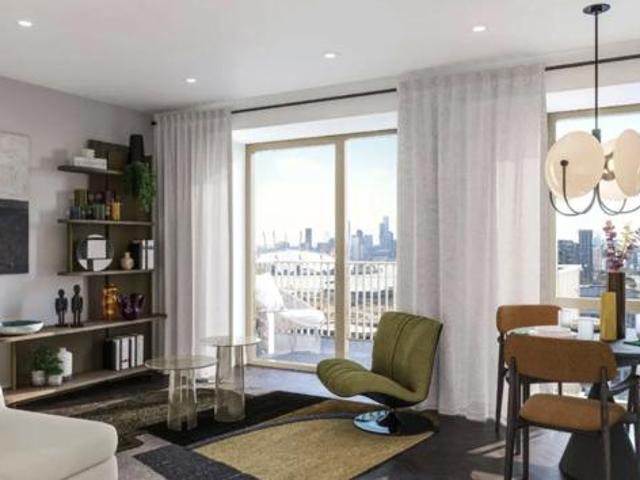 Seagull Lane, London, 3 Bedroom Flat