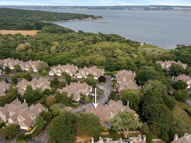 Seal Island Rd, Bristol, Home For Sale