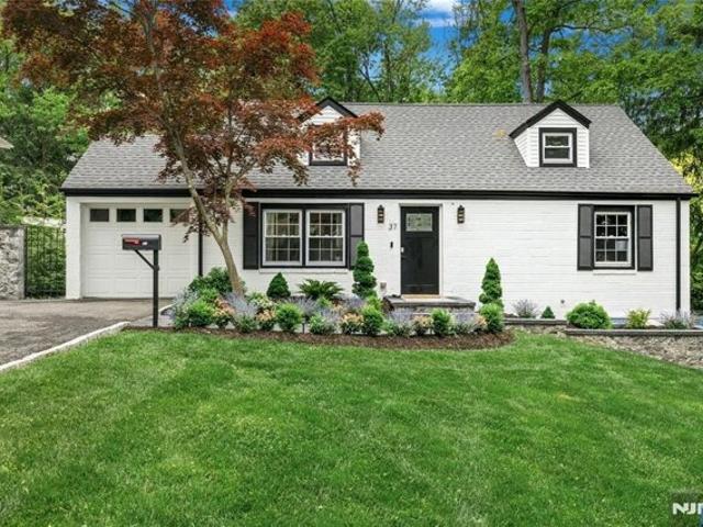 Seaman Rd, West Orange, Home For Sale