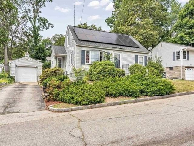 Seames Dr, Manchester, Home For Sale