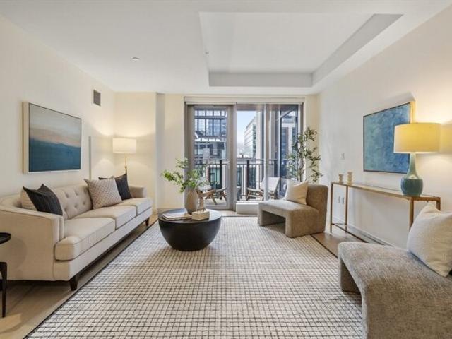 Seaport Blvd Apt,boston, Condo For Sale