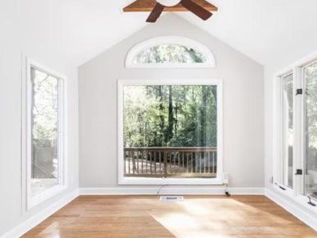 searching for roommate 1 bedroom w bathroom