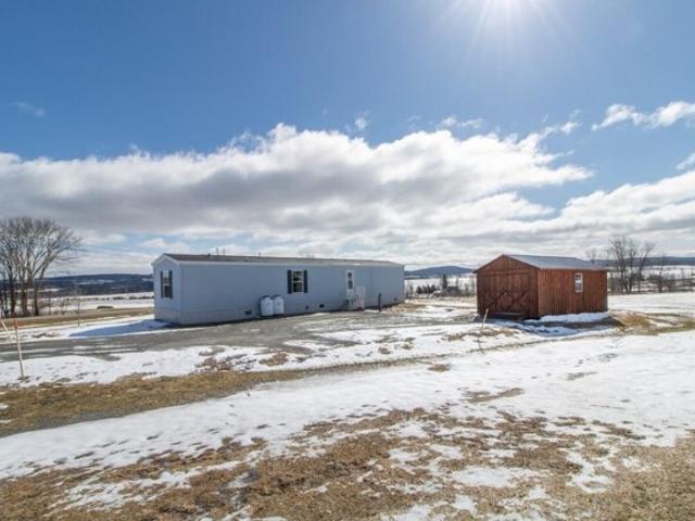 Searles Rd, Newport, Property For Sale