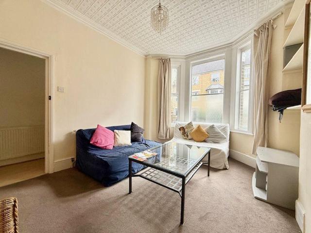 Searles Road, SE1 5 bed terraced house to rent £4,800 pcm £1,108 pw