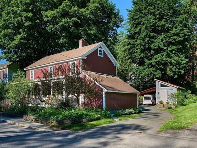 Sears St, Buckland, Home For Sale