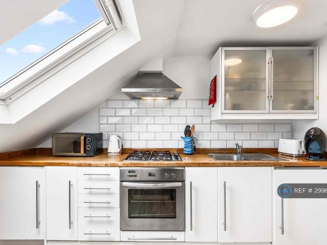 Seasalt Retreat, Worthing, BN11 1 bed flat to rent £1,395 pcm £322 pw