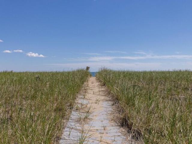 Seaside Ave, Saco, Home For Sale