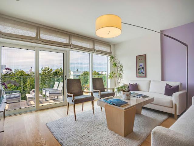 Seaside apartment with terrace