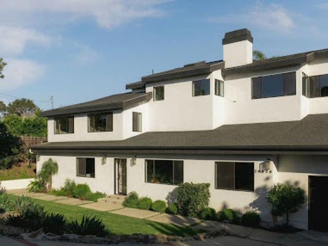 Contemporary house with garden