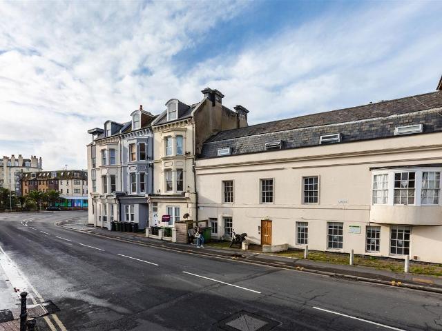 Seaside, Eastbourne BN22, Studio to rent, £750 pcm | PrimeLocation