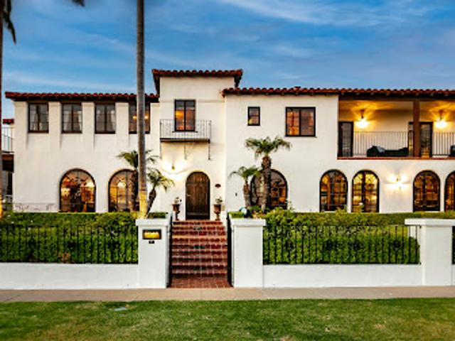 Seaside house with garden