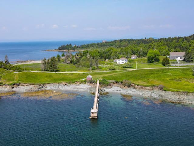Seaside house with garden