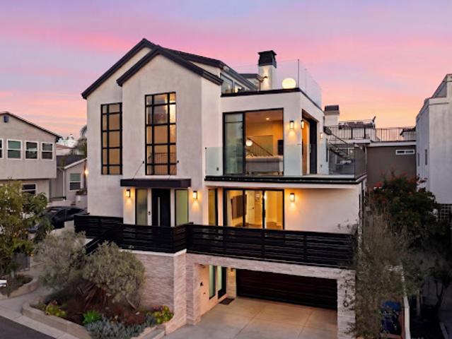 Seaside house with terrace