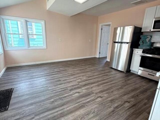 Seaside Pl, Keansburg, Home For Sale