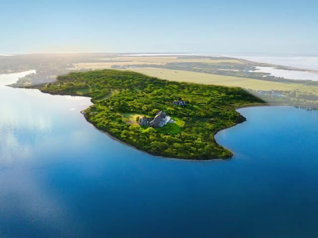 Seaside property with garden