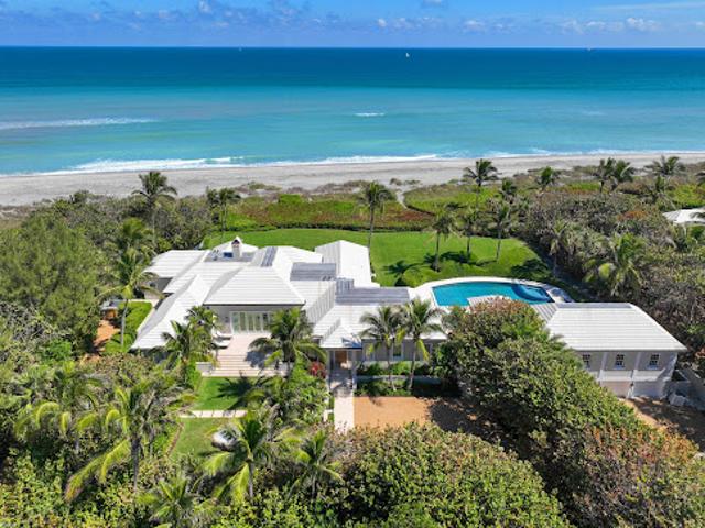 Seaside property with pool
