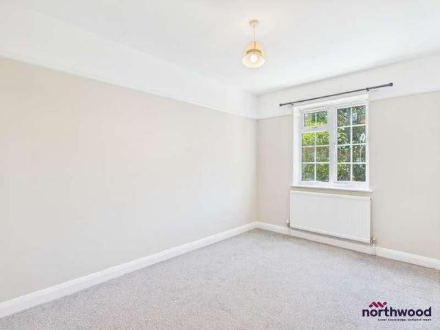 Seaside, Roselands, Eastbourne, BN22