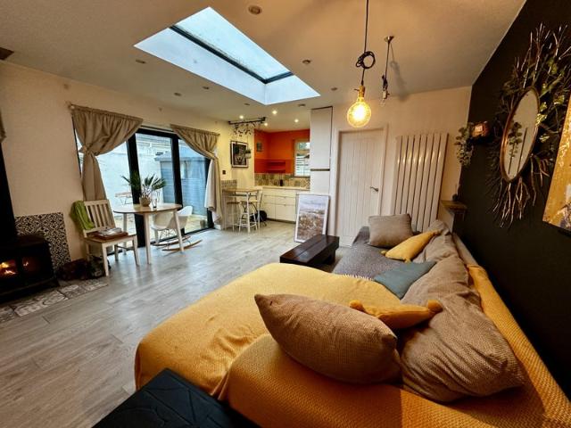 Seaside studio,15min to Brighton/ bills incl