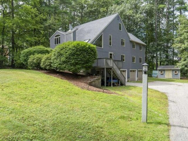 Seasons Ln, Londonderry, Home For Sale