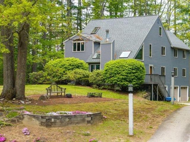 Seasons Ln, Londonderry, Home For Sale