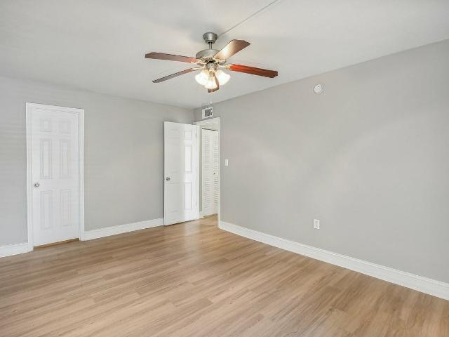Seastone Apartments 3 Bedroom Apartment for Rent at 11050 Le Jardin Cir, Temple Terrace, FL 33617