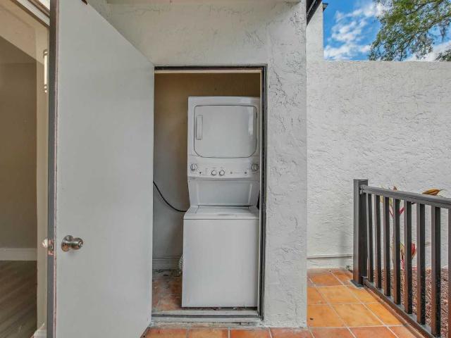 Seastone Apartments 3 Bedroom Apartment for Rent at 11050 Le Jardin Cir, Temple Terrace, FL 33617