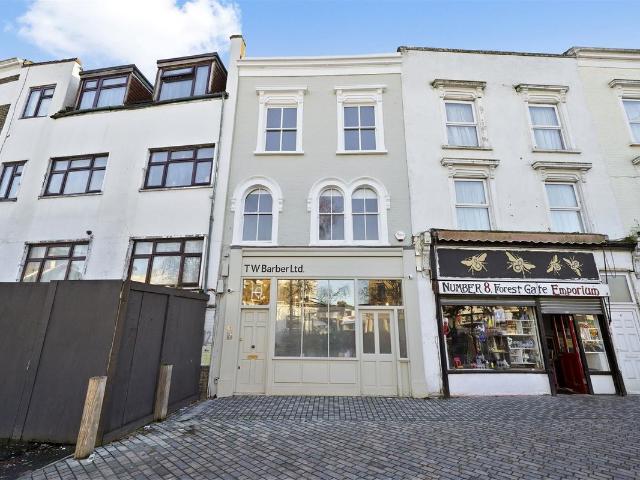 Sebert Road, Forest Gate E7, 3 bed maisonette to rent, £2,500 pcm | PrimeLocation