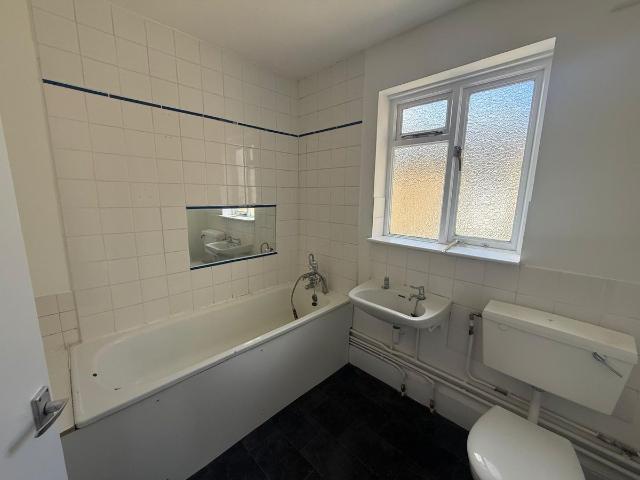 Sebert Road, London E7, 1 bed flat to rent, £1,600 pcm | PrimeLocation