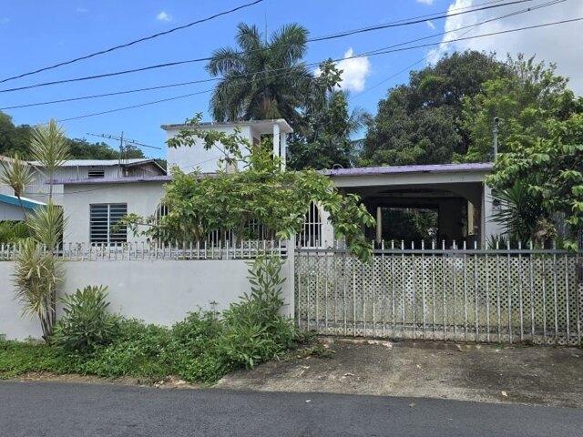 Sector Montebello Calle Candelaria #,toa Baja, Home For Sale