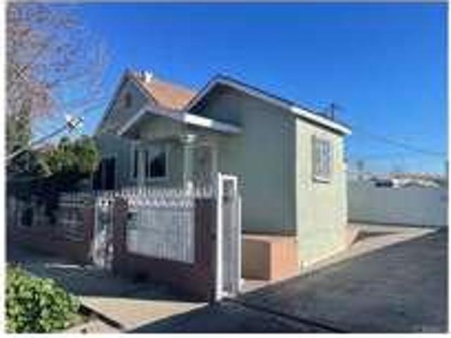 Secure Gated single family