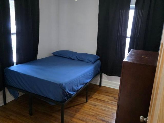Secured Peaceful 1st Floor Room Utilities Included
