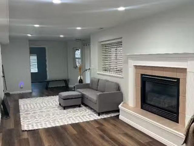 SECLUDED LIVING & CLOSE TO AMENITIES! 5611 Fox Chase Dr