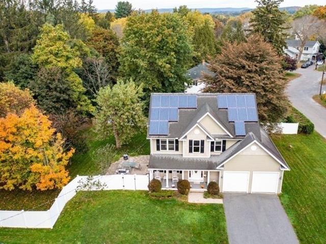 Second Ave, Easthampton, Home For Sale
