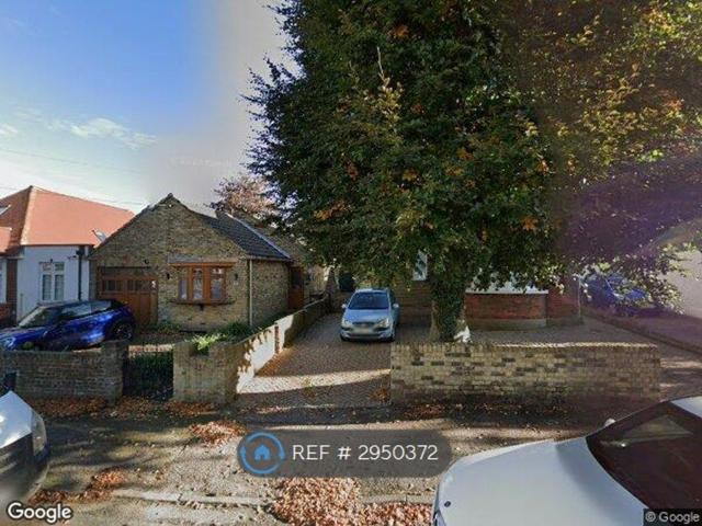 Second Avenue, Gillingham ME7, 3 bed detached house to rent, £1,800 pcm | PrimeLocation