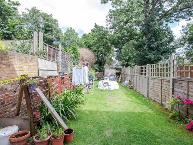 Second Avenue, London NW4, 1 bed flat to rent, £1,500 pcm | PrimeLocation