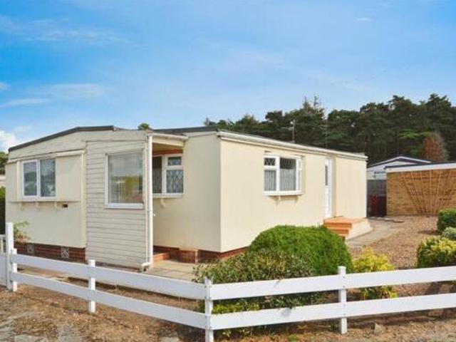 Second Avenue, Parklands Mobile Homes, 2 Bedroom Property