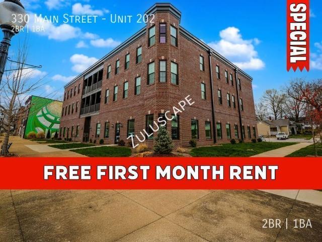 Second Floor 2/1 Apartment in Rockport!