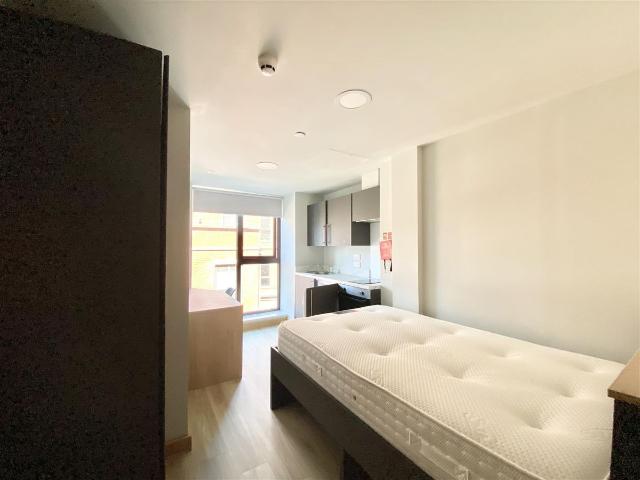 Second Floor Studio, Felix Apartments, Nottingham NG1, Studio to rent, £760 pcm | PrimeLocation
