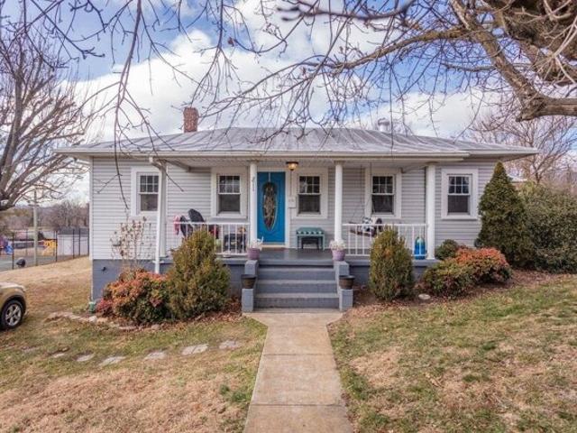 Second St, Shenandoah, Home For Sale
