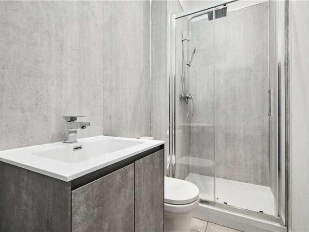 Sedbergh Chambers, Chantry Drive, Ilkley, West Yorkshire, LS29