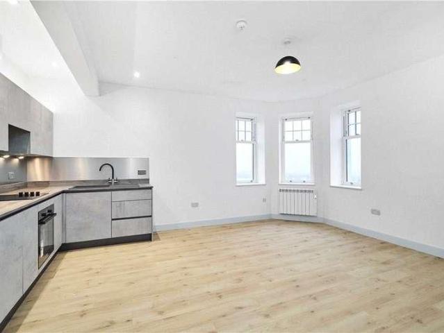 Sedbergh Chambers, Chantry Drive, Ilkley, West Yorkshire, LS29