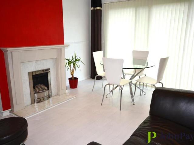 Sedgemoor Road, Stonehouse Estate. 2 bed maisonette to rent.
