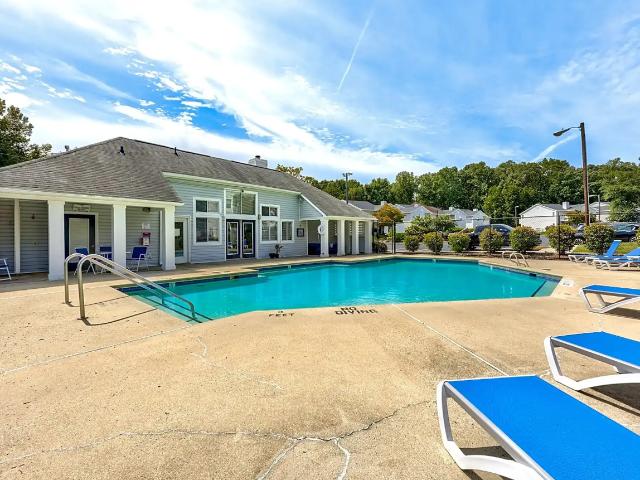 Sedgefield Square 1 Bedroom Apartment for Rent at 4215 Bernau Ave, Greensboro, NC 27407