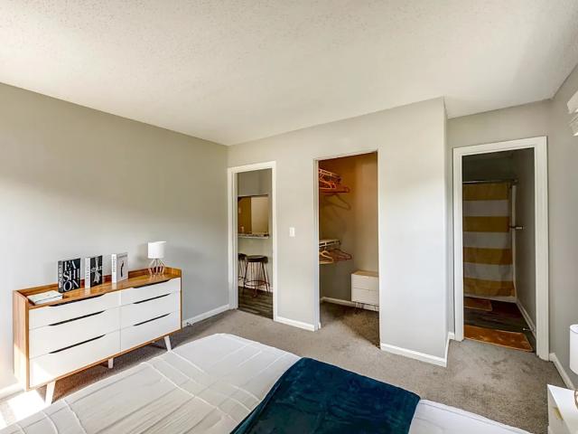 Sedgefield Square 2 Bedroom Apartment for Rent at 4215 Bernau Ave, Greensboro, NC 27407